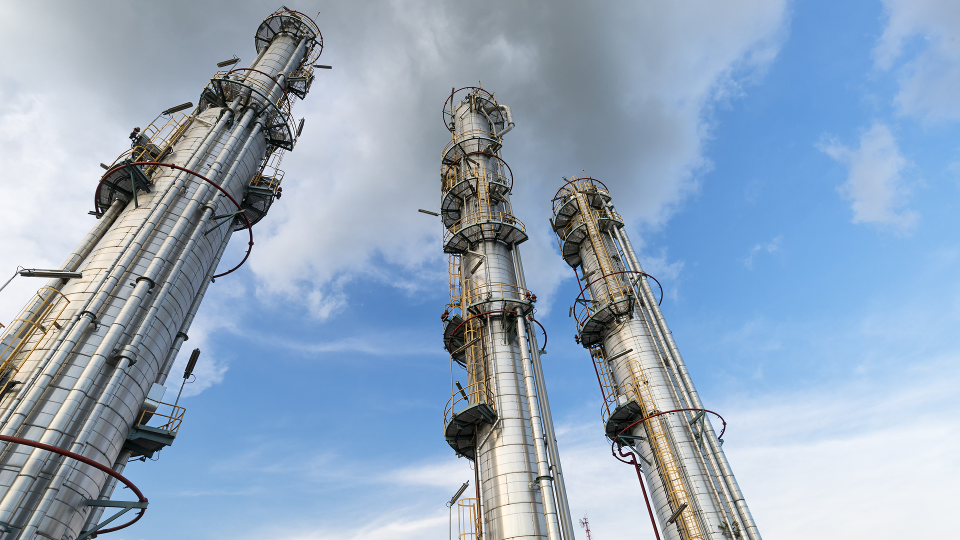 Lessons Learned and Top Strategies for Fouled Distillation Towers ...